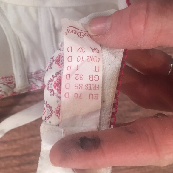 beedees | Intimates & Sleepwear | Pinup Girl Bra | Poshmark